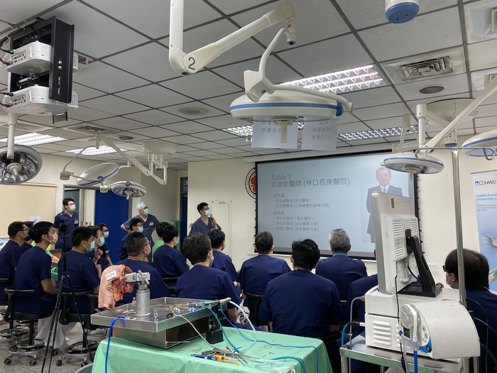 111.04.16 Advanced Shoulder Course SCR ( Superior Capsular ...