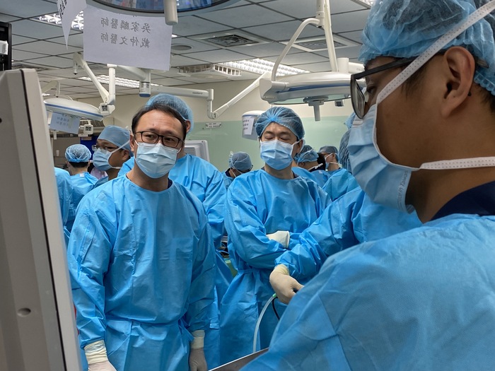 111.04.16 Advanced Shoulder Course SCR ( Superior Capsular ...